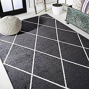JONATHAN Y SEU102A-8 Cole Minimalist Diamond Trellis Indoor Area-Rug Modern Contemporary Casual Easy-Cleaning Bedroom Kitchen Living Room Non Shedding, 8 X 10, Black/White