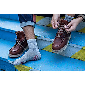 u&i Men's Performance Cushion Cotton Athletic Quarter Crew Socks