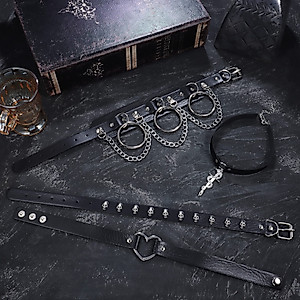 HAIAISO 6-9Pcs Leather Choker Black Punk Goth Choker Necklace Love Heart Spiked Choker Adjustable Pu Choker Collar for Women