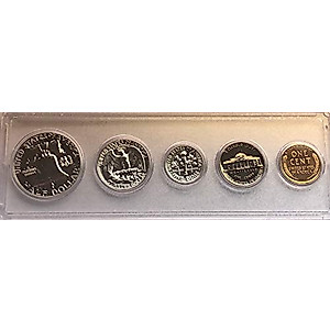 1957 Beautiful comes in hard plastic case Silver US Proof Set Proof