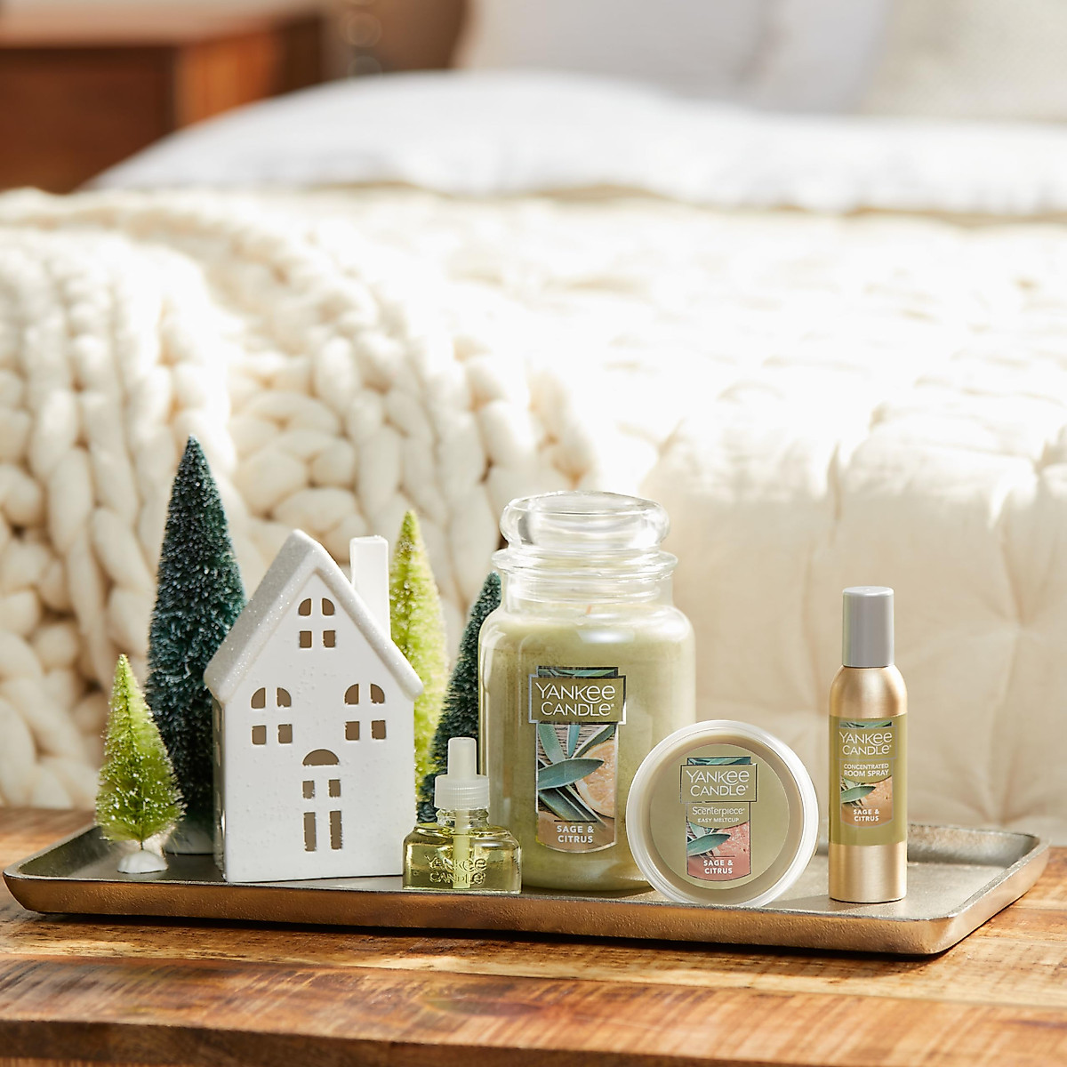 Yankee Candle Sage & Citrus Scented, Classic 22oz Large Jar Single Wick Candle, Over 110 Hours of Burn Time