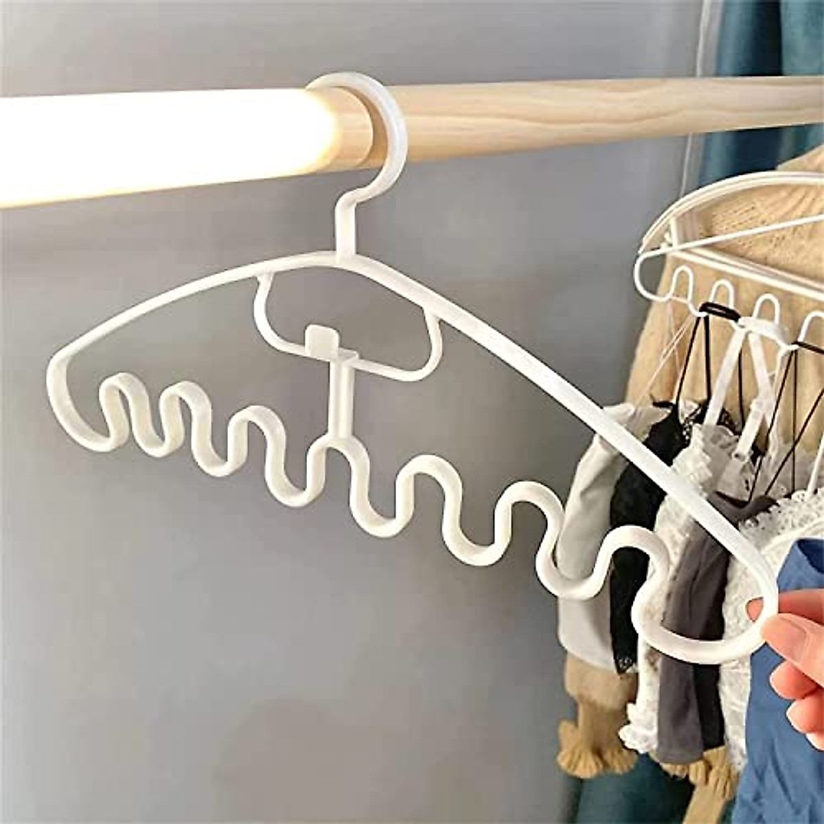Mikylay Wave Pattern Stackable Hanger - Magic Wave Pattern Hanger - Multifunctional Smart Closet Organizer Hanger 8 Slots - Space Saver Closet Organization Hangers for Bra Top Camisole (3pcs)