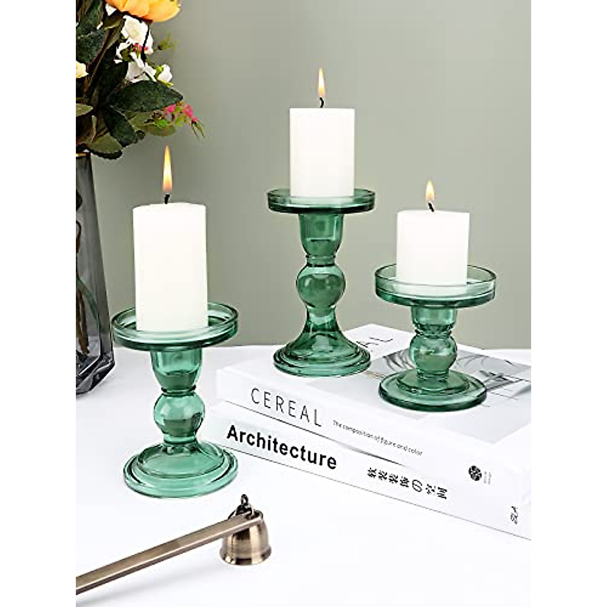 Lewondr Glass Candle Holders, 3 Pieces Crystal Clear Candlesticks with Elegant Design for Pillar Taper Candle and Tea Light, Home Table Living Room Wedding Party Decorations Home Décor - Green