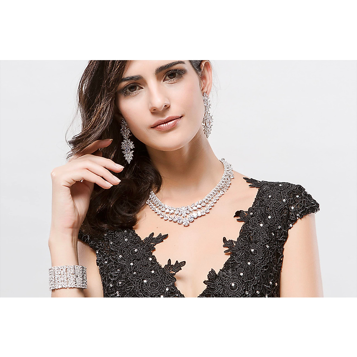 White Gold Plated Oval AAAAA Australia Crystal Wedding Bridal Bridesmaid Chandelier Marquise Clear Cubic Zirconia Dangle Drop Leverback Earrings Fashion Jewelry for Women