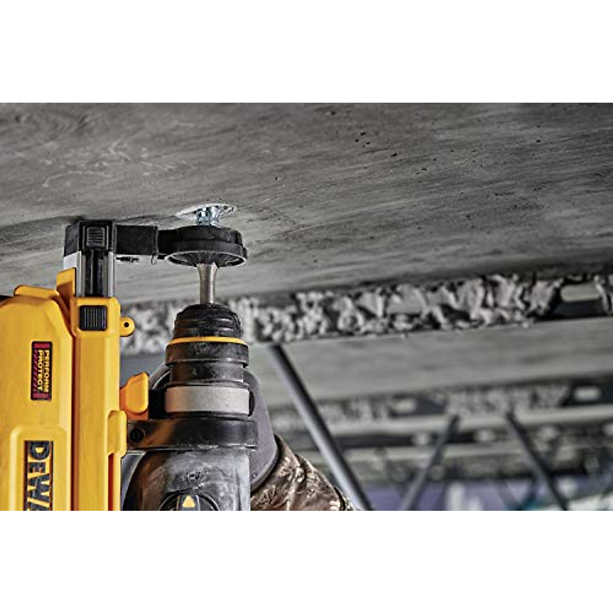 DEWALT 20V MAX Rotary Hammer, SDS Plus, L-Shape, On-Board Dust Extractor, 1-1/8-Inch (DCH263R2DH)