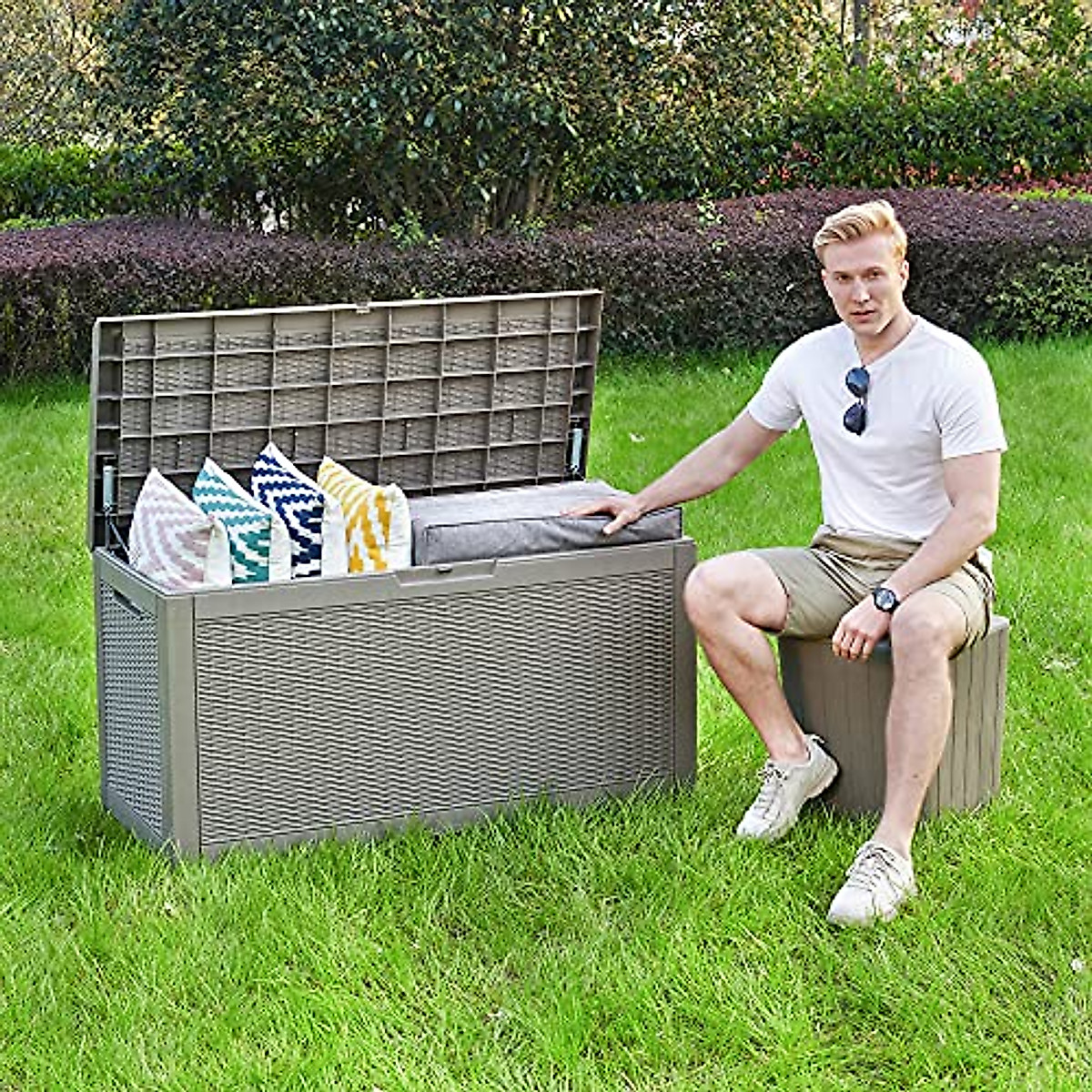 YITAHOME 100 Gallon Large Resin Deck Box Outdoor Storage with Cushion for Patio Furniture,Outdoor Cushions,Garden and Pool Supplies-Waterproof,Lockable（Light Brown）