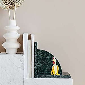 Banana Chicken Statue, Art Hen Garden Sculpture, Funny Animal Creative Decor Resin Rooster Figurines for Garden Patio Lawns Yards Office Indoor, Outdoor, Home Decor-2.75"