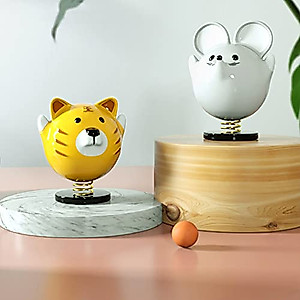 SEADEAR Car Spring Shaking Head Toy Ornament, Cute Pig Car Dashboard Ornament Car Dashboard Bobble Shaking Head Decoration Bobble-Head Toy Car Interior