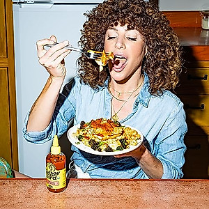 Organic Sriracha Hot Sauce by Yellowbird - Organic Chili Pepper Sauce with Red Jalapenos, Agave and Garlic - Plant-Based, Gluten Free, Non-GMO - Homegrown in Austin - 9.8 oz