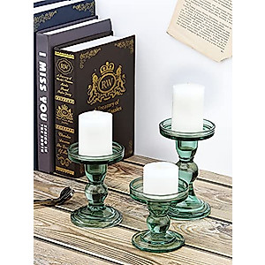 Lewondr Glass Candle Holders, 3 Pieces Crystal Clear Candlesticks with Elegant Design for Pillar Taper Candle and Tea Light, Home Table Living Room Wedding Party Decorations Home Décor - Green