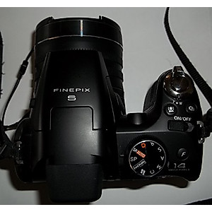 Fujifilm FinePix S4250 14MP 24x Optical Zoom Digital Camera (Black)