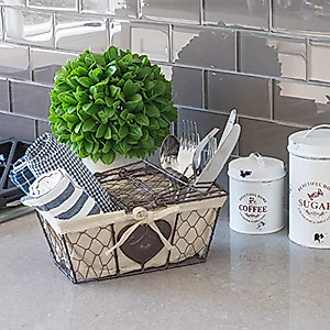 Stonebriar Farmhouse Metal Chicken Wire Picnic Basket with Hinged Lids, Handles, and Heart Detail, 10.5" x 6.5", Cream