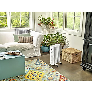 Comfort Zone Electric Oil-Filled Radiant Radiator Space Heater, Never Refill, Adjustable Thermostat, Tip-Over Switch & Overheat Protection System, Ideal for Home, Bedroom, & Office, 1,200W, CZ7007J