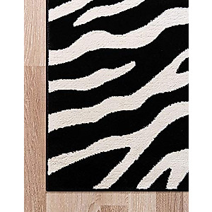 Unique Loom Wildlife Collection Animal Inspired with Zebra Design Area Rug, 6 x 9 ft, Black/Ivory