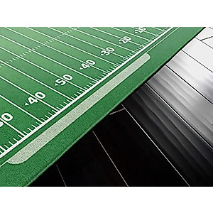 Brumlow MILLS Washable Sports Field Print Indoor or Outdoor Rug for Living Area or Play Room, Bedroom Mat, Patio Carpet or Entryway Rug, 5' x 8', Football