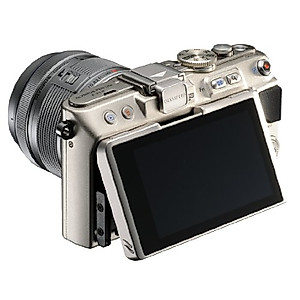 Olympus Mirrorless SLR E-PL6 with M Zuiko Digital 14-42mm Lens (Silver) - International Version