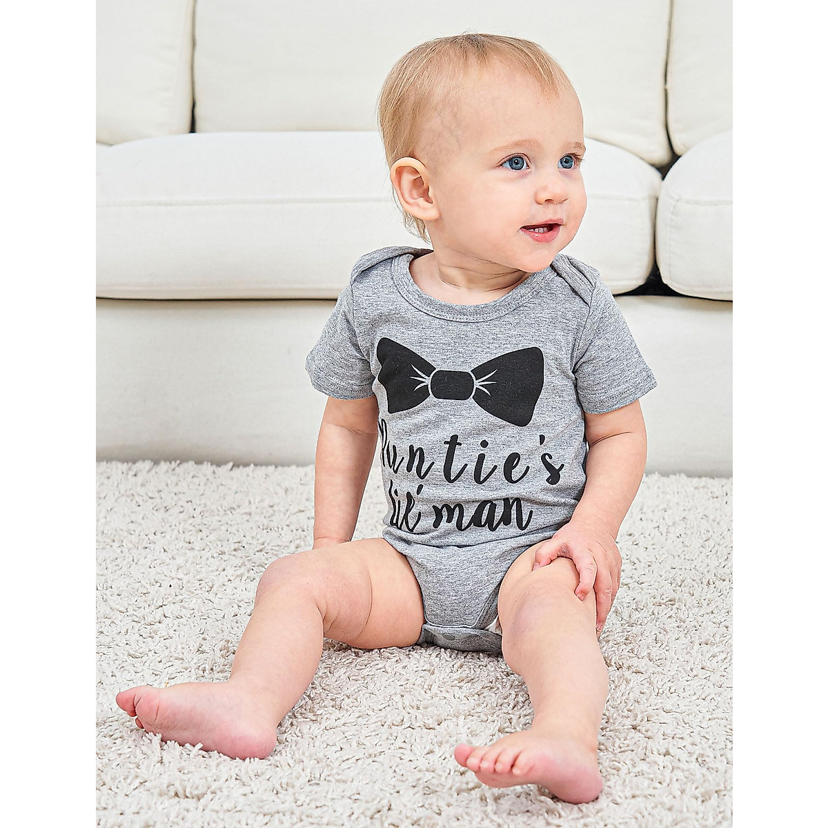 RAISEVERN Baby Clothes 0-3 Months Auntie's Lie Man Newborn Boy Girl Outfit Announcement Sayings Bodysuit Unisex Funny Infant Romper