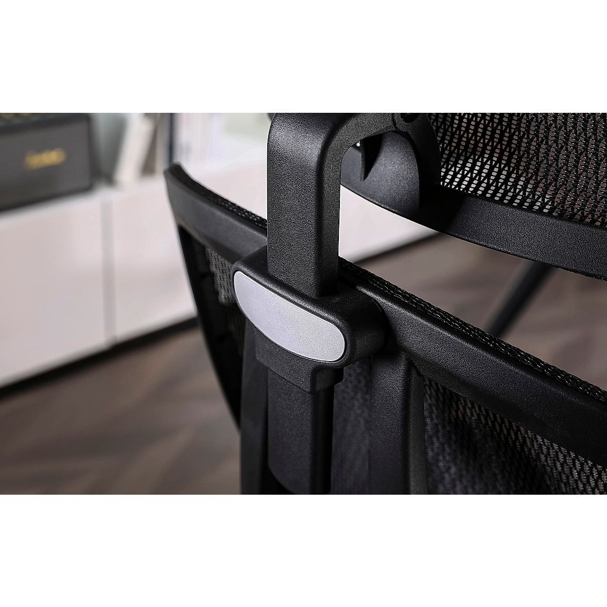 HOMESTOOL Office Chair Ergonomic Desk Chair with 2-axis Adjustable Lumbar Support, Carbon Fabric Mesh Chair PC Computer Chair High Back Office Chair with Waterfall Seat 330lbs Capacity Black