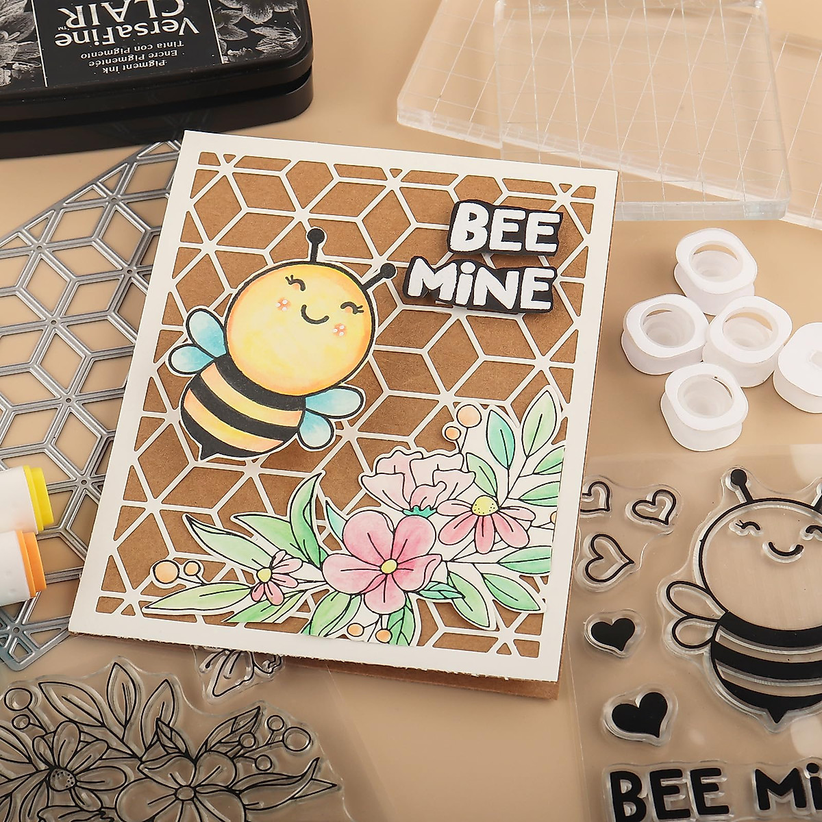 BAOFALI 240Pcs/Set Mini Action Wobbles,Self-Adhesive Springs,Small Wobblers Movers for for Card Making DIY Scrapbooking Arts Projects Handmade Crafts Scrapbooking Embellishments