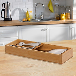 guiogc Bamboo Silverware Drawer Organizer, Kitchen Cutlery Tray,Utensil Holder for Spoons, Forks, Knives in Kitchen