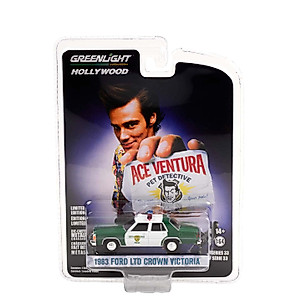 Greenlight Collectible Greenlight 1:64 Hollywood Series 33 - Ace Ventura: Pet Detective (1994) - 1983 LTD Crown Victoria Miami Police Department 44930-B [Shipping from Canada]