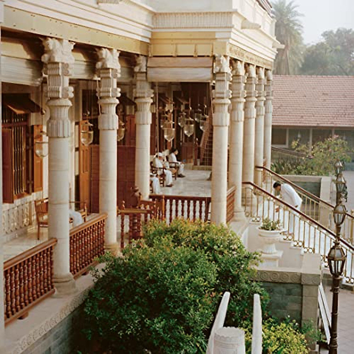 Parsi: From Persia to Bombay: Recipes & Tales from the Ancient Culture