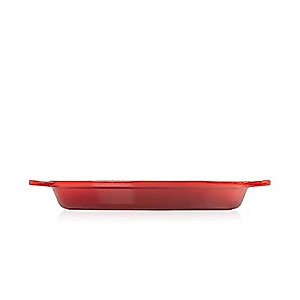 Le Creuset Enamel Cast Iron Signature Oval Baker, 3 quart, Cerise (Cherry Red)