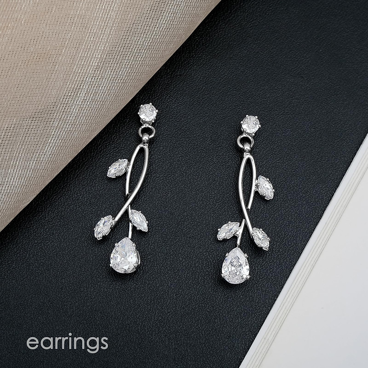 Elegant Silver Bridal Jewelry Sets Clear Cubic Zirconia Wedding Necklace Earrings Bracelet Set for Birdes Bridesmaids CZ Prom Jewelry