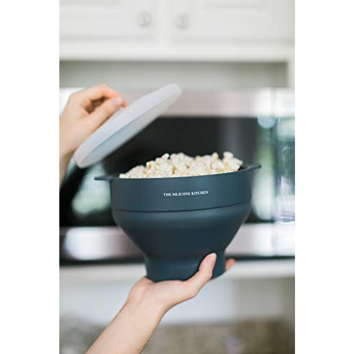 The Silicone Kitchen Silicone Microwave Popcorn Maker - Collapsible Bowl, Non-Toxic, Dishwasher Safe (Dark Blue)
