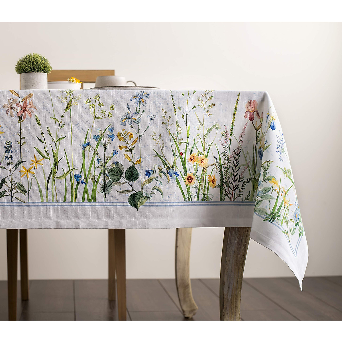 Maison d' Hermine Table Cover 100% Cotton 54"x72" Decorative Tablecloth Washable Rectangle Tablecloths, Dining, Home, Wedding, Banquet, Buffet, Fleurs De Mai - Spring/Summer