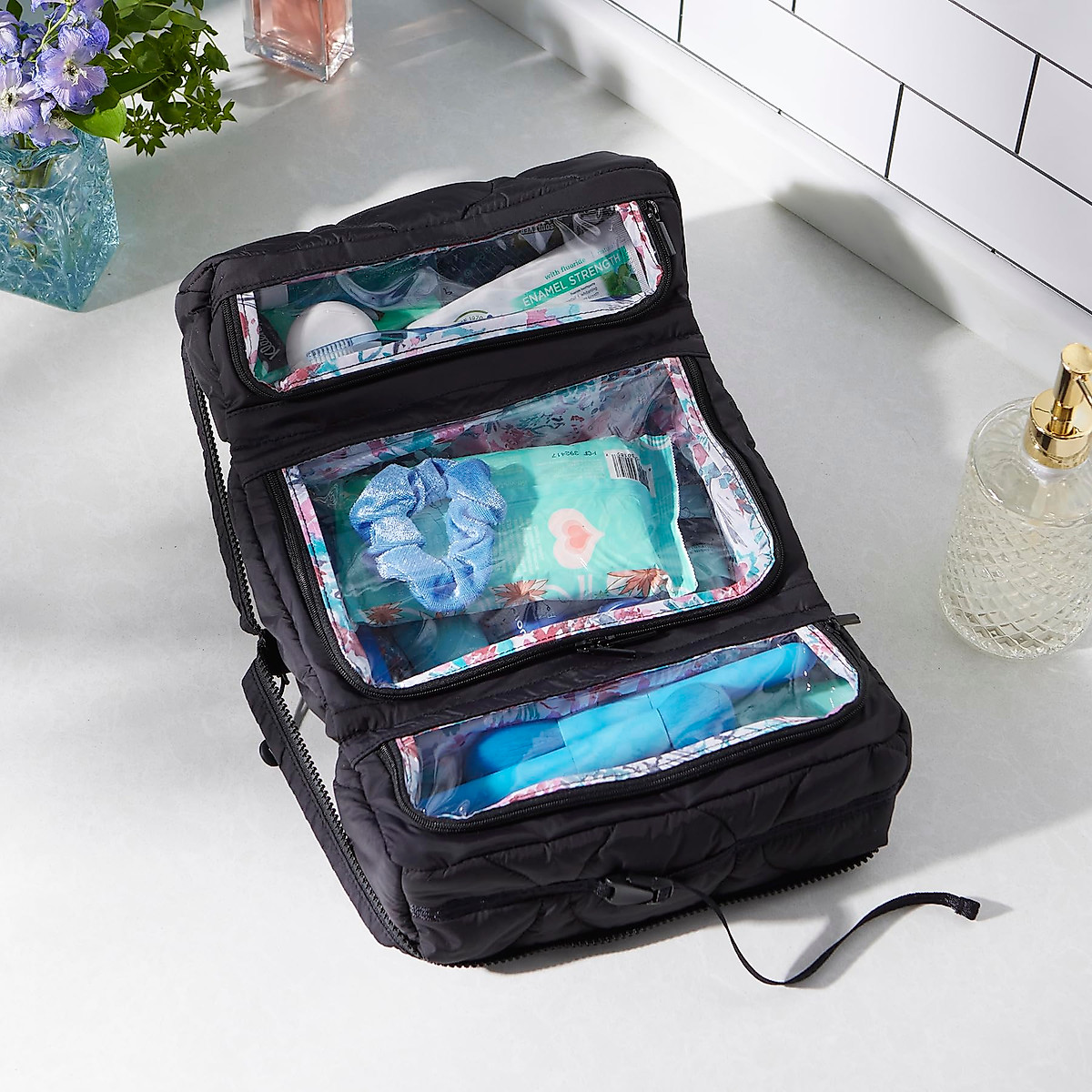 Vera Bradley Featherweight Hanging Organizer, Rose Quartz