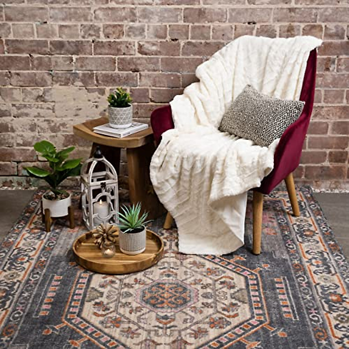 Kurrajong Farmhouse Luxurious Cream Throw Blanket for Couch | Soft Throw | Ivory Cream Bed Throw | Cream Faux Fur Blanket Throw | 55" x 70"