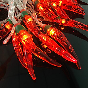 Sezrgiu 10M 80 LED Red Chili Pepper String Lights Fairy Night Lights Copper Garland Wreath Hanging Lamp Battery Powered for Home Wedding Party Garden Decoration (32.8FT/80LED, Red Chili)