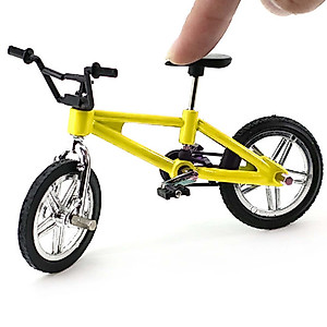 LAFEINA Mini Bike Bicycle Accessories Model Toys for 1/10 Scale RC Crawler Car SCX10 TRX4 Tamiya CC01 D90 D110 (Green)