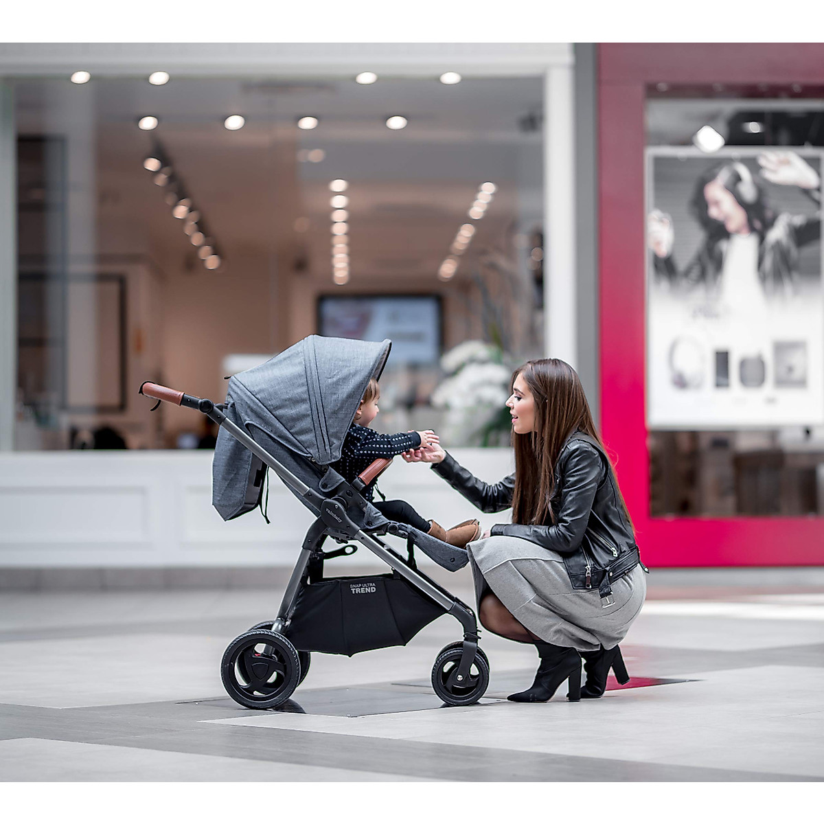 Snap Ultra Trend Lightweight Reversible Stroller (Charcoal)