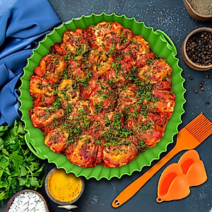 Air Fryer Liners with Oven Mitts and Pastry Brush – 7.5 x 7.5 x 2.5 Inches Reusable Air Fryer Liners Silicone Set with Basting Brush and Oven Gloves – Durable Silicone Material