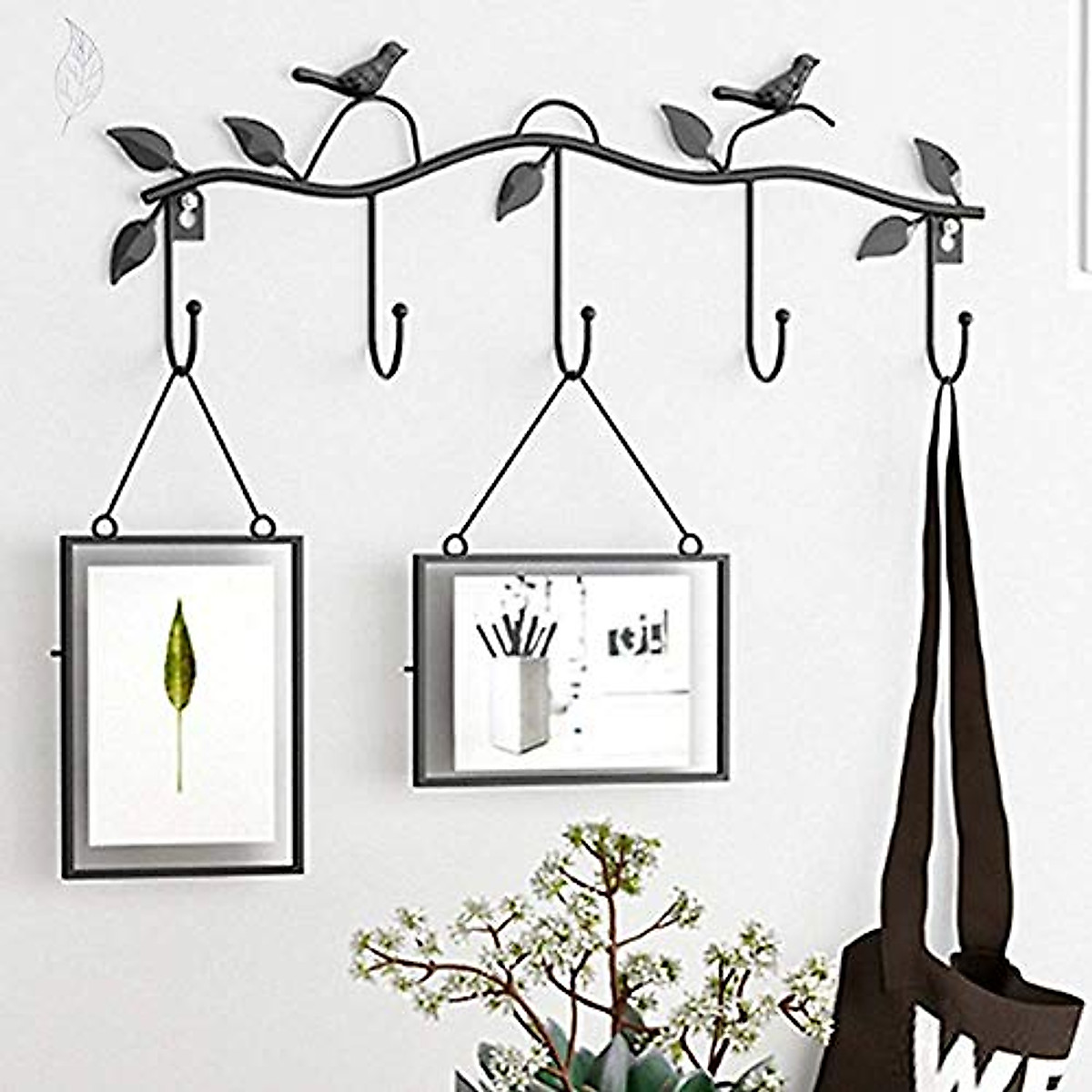 SUODAO Decorative Rustic Tree Branch & Birds Wall Mounted Metal 5 Coat Hook,Hanging Robe Hanger Leaf Coat Wall Decor Holder(Black)