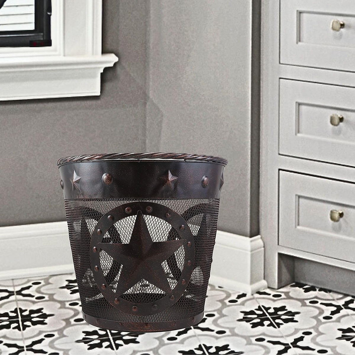 BestGiftEver Rustic Wastebasket with Star Design - Metal Mesh Copper Finish Wastebasket for Western Bathroom Decor, Lodge Cabin Style, Rustic Home Accessories, Rustic Trash Can for Country Homes