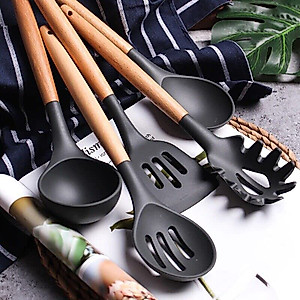 Kitchen Utensils Set, 33 pcs Non-Stick Silicone Cooking Utensils Set, Heat-Resistant Silicone, Wooden Utensils for Cooking, Kitchen Gadgets Spatula Set, Apartment Essentials Kitchen Set (Black)