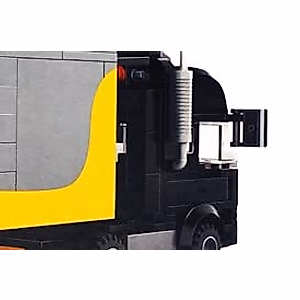 General Jim's Black Semi Truck Building Blocks Set – 231mm Highly Detailed Model - Realistic Black Cab, Gray and Yellow Trailer, Mirrors, Exhaust Stack – Perfect for Hobbyists & Train Garden Displays