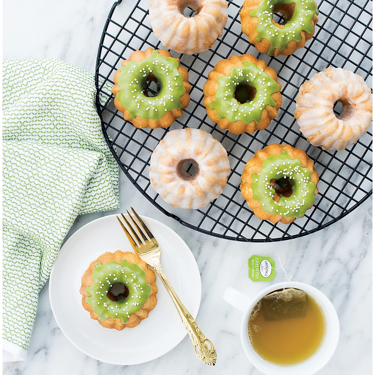 Nordic Ware Platinum Collection Anniversary Bundtlette Pan