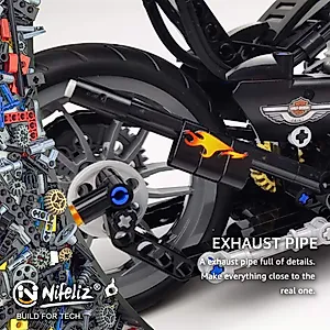 Nifeliz Knuckle Chopper Motorcycle Building Kit (451 Pieces)