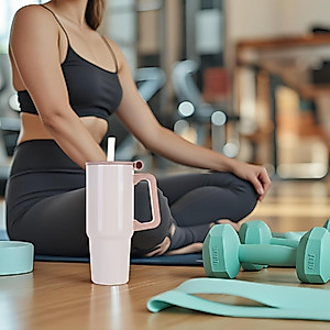 QINGHOU 30.4 oz Stainless steel cold cup,Insulated tumbler with handle、lid and straw,Cup holder compatible for travel,Large sports water bottle jug,Visualization glass cover thermos Cup (Silver)