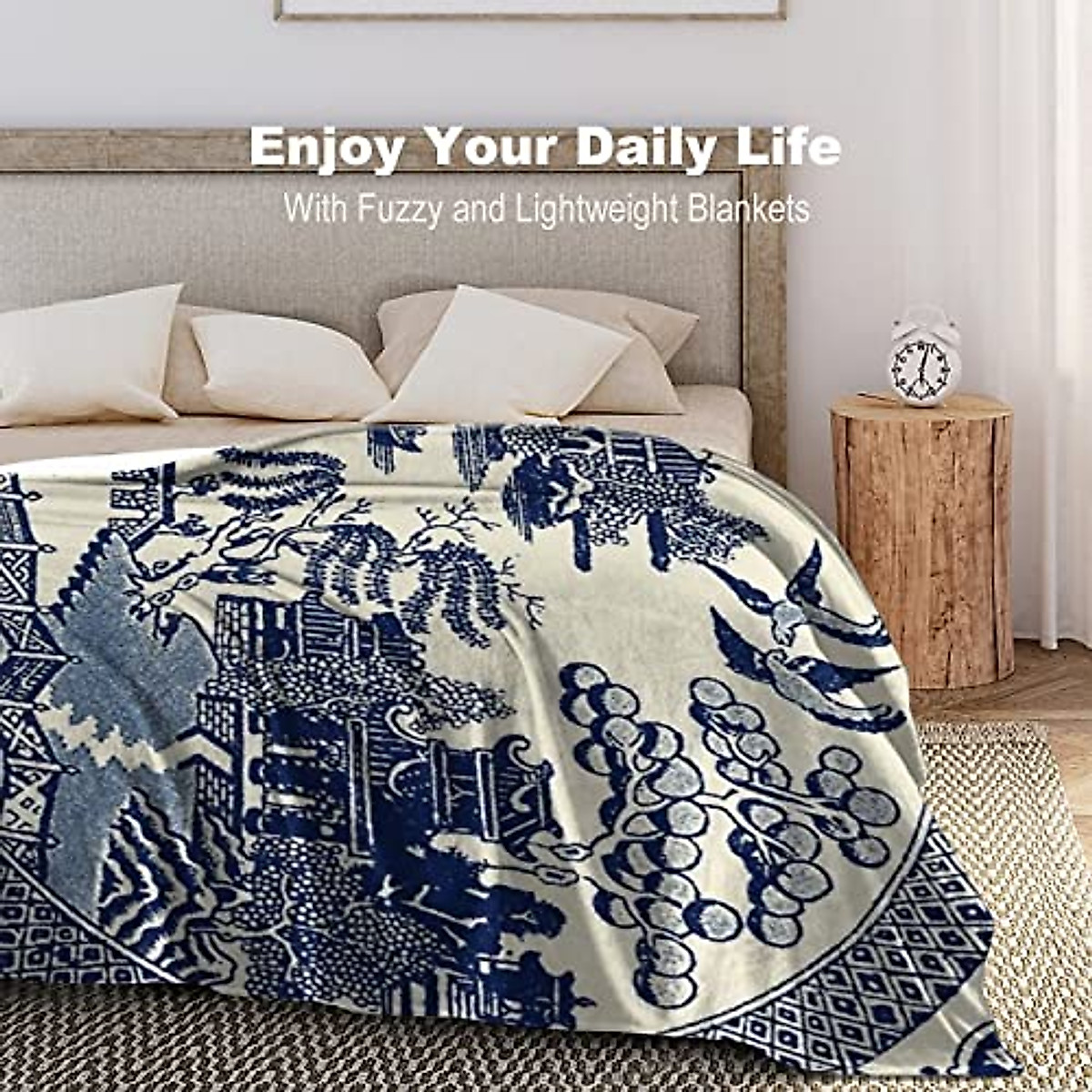 Ancient China Blue Willow Chinoiserie Flannel Fleece Throw Blankets 50"X40" Lightweight Fluffy Winter Fall Blanket Cozy Soft Fuzzy Plush Home Decor for Couch Bed Sofa Bedroom Living Room Travel