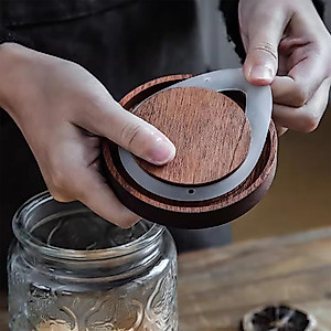 Custde Vintage Glass Jar, 23.7oz Airtight Glass Storage Jar with wooden Lid Glass Food Storage Containers for Kitchen Counter, Decorative Jar for Coffee, Tea, Sugar, Candy Jar, Cute Jar