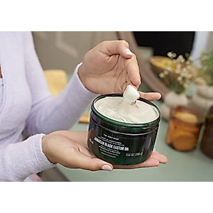 The Body Shop Jamaican Black Castor Oil Leave-In Conditioner - Strengthen and Restore For All Curls and Coils - With Vegan Silk Proten - Vegan - 13.6 Oz