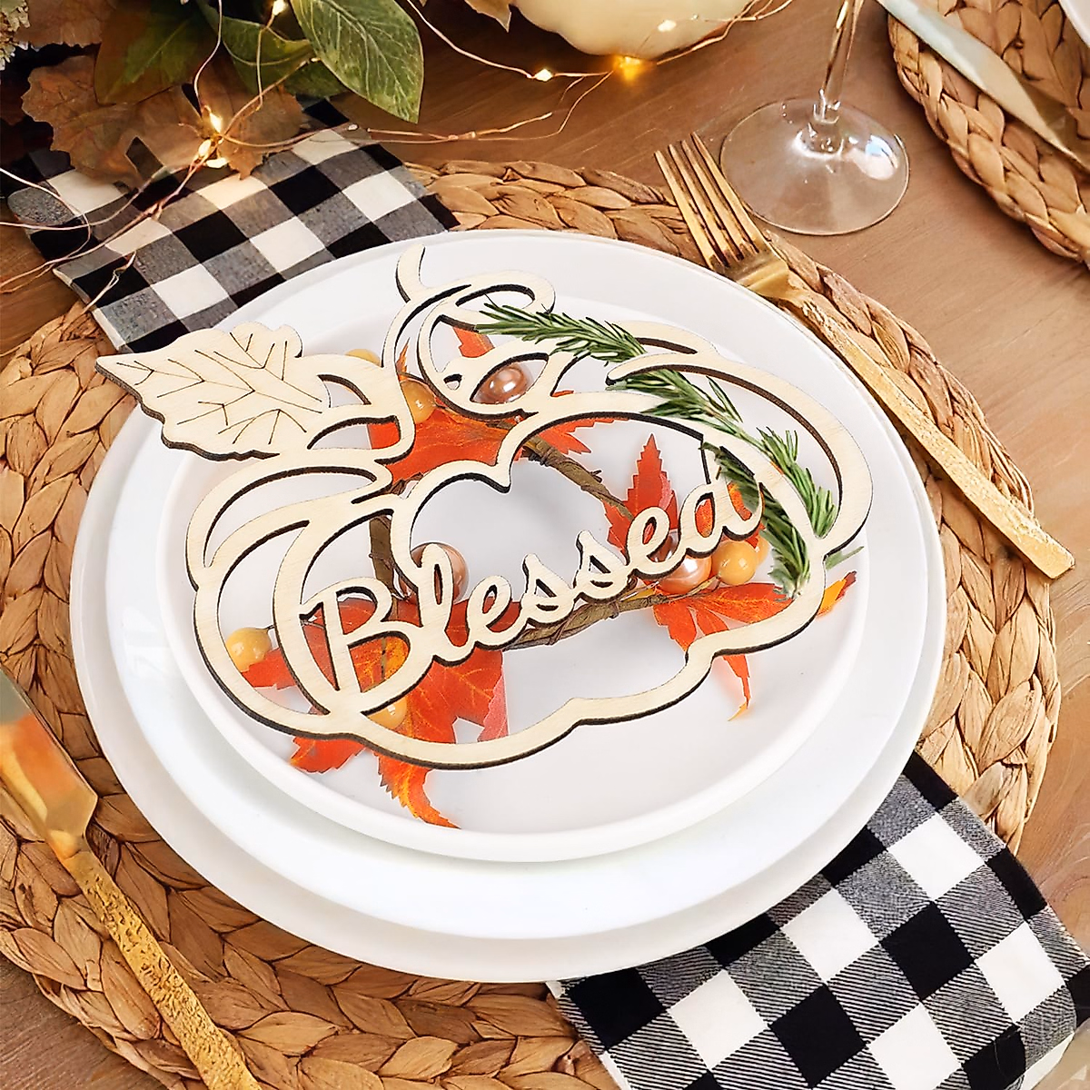 12 Pcs Thanksgiving Pumpkin Wooden Plate Decor Grateful Wood Cutouts Fall Autumn Thankful Blessed Favour Gather Party Place Card Table Settings Signs for Farmhouse Dining Table Holiday Harvest