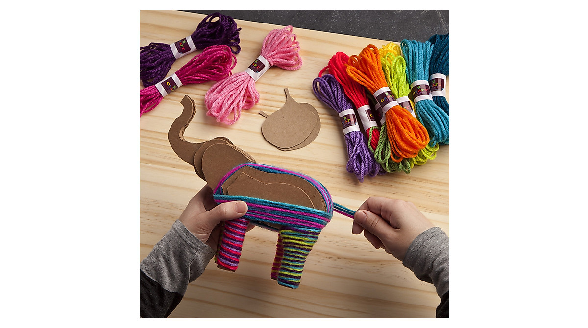 Craft-tastic Yarn Elephants Kit for Creative Kids
