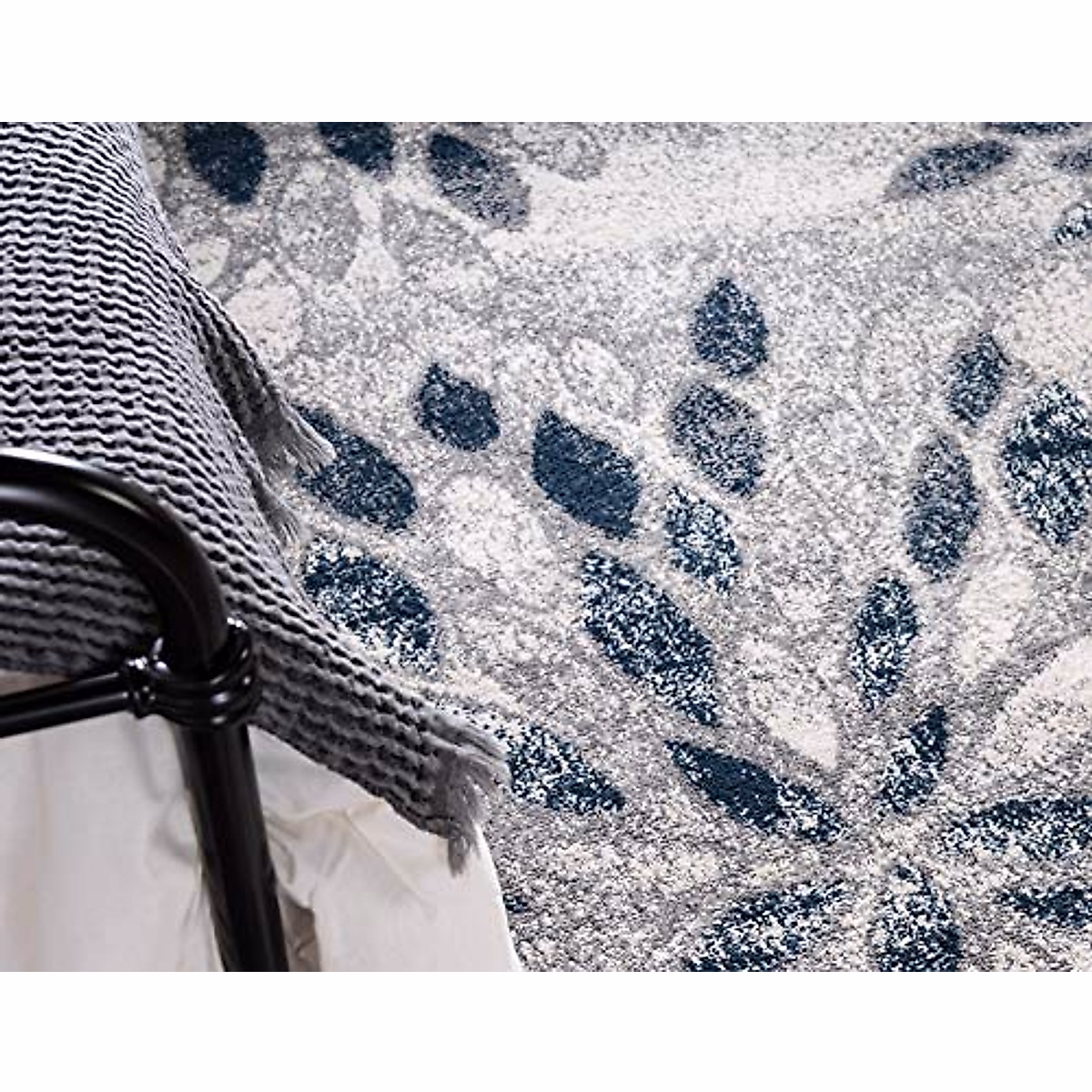 Rugs.com Charleston Collection Rug – 8' x 10' Gray Low-Pile Rug Perfect for Living Rooms, Large Dining Rooms, Open Floorplans