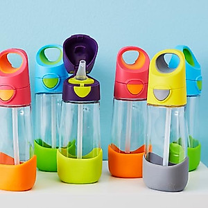 b.box 20 oz Tritan Drink Bottle: Kids Water Bottle with Straw and Lid for School, Sports, Travel, Daycare. Spill Proof & Leak Proof. Easy Grip Triangle Shape. BPA Free, Dishwasher Safe.